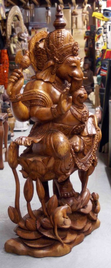 Magnifique statue de Ganesh sculptée en bois - H: 103 cm